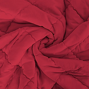 BEDSUM 100% Brushed Microfiber Down Alternative Toddler Comforter, Ultra Soft Lightweight and Warm Breathable Crib Quilted Blanket for Nursery Stroller Bed, 39x47 Inches, Red