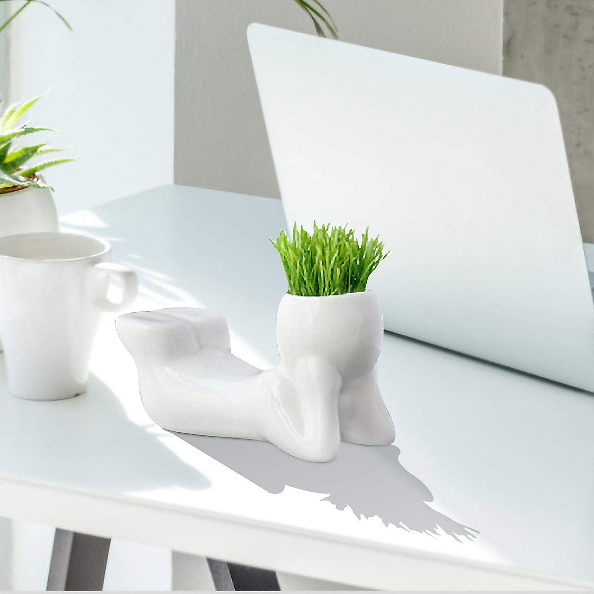 Lincox Mini Bonsai Head Grass Doll Hair White Ceramic Plant Garden, Tree Doll Grass Pot, Ceramic Air Head People Planters Air Plant Holders Table Top Display Planters for Mini Plants Garden Decor (C)