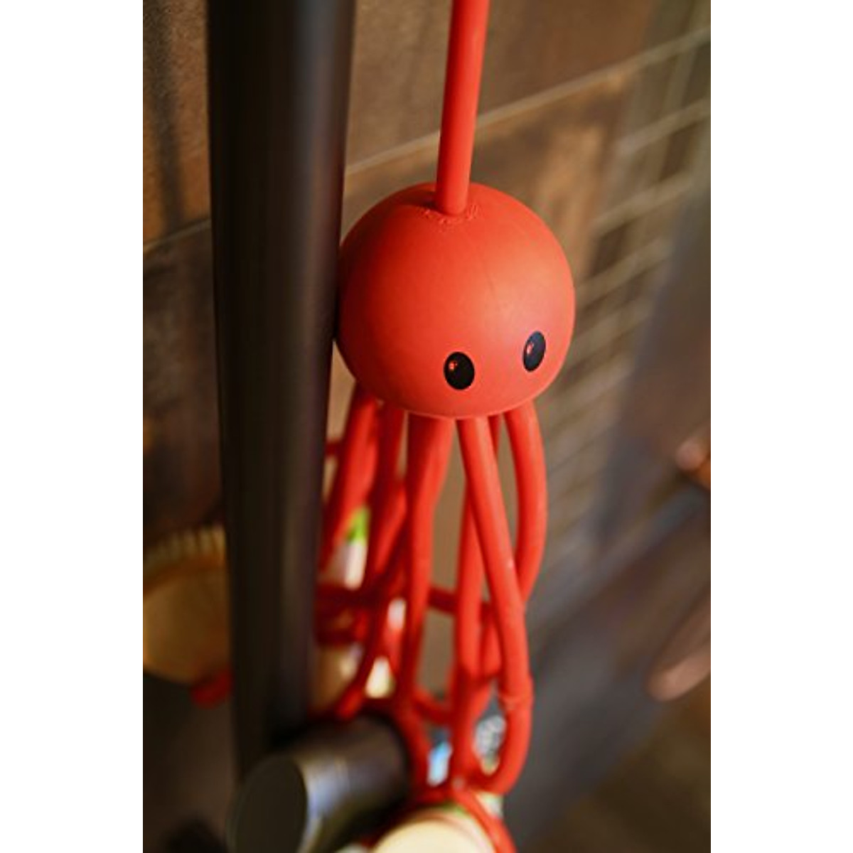 Formverkert Octopus Shower Caddy (in Red) - Shower Gel Shampoo Conditioner Brush Razors Toys Accessories Holder, 9 Slots, Fits All Sized Bottles, Stylish Fun Bath Shower Organizer, Designed in Sweden
