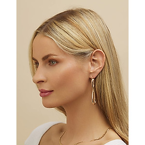 Barzel 18k Gold Plated Infinity Crazy 8 Hoop Earrings (Gold)