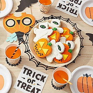 12 Pcs Halloween Spider Web Placemats and Coasters,15 Inch Heat Insulation Halloween Placemats,4 Inch Halloween Spider Web Coasters for Halloween Family Party Decoration Supplies (Black-12PCS)