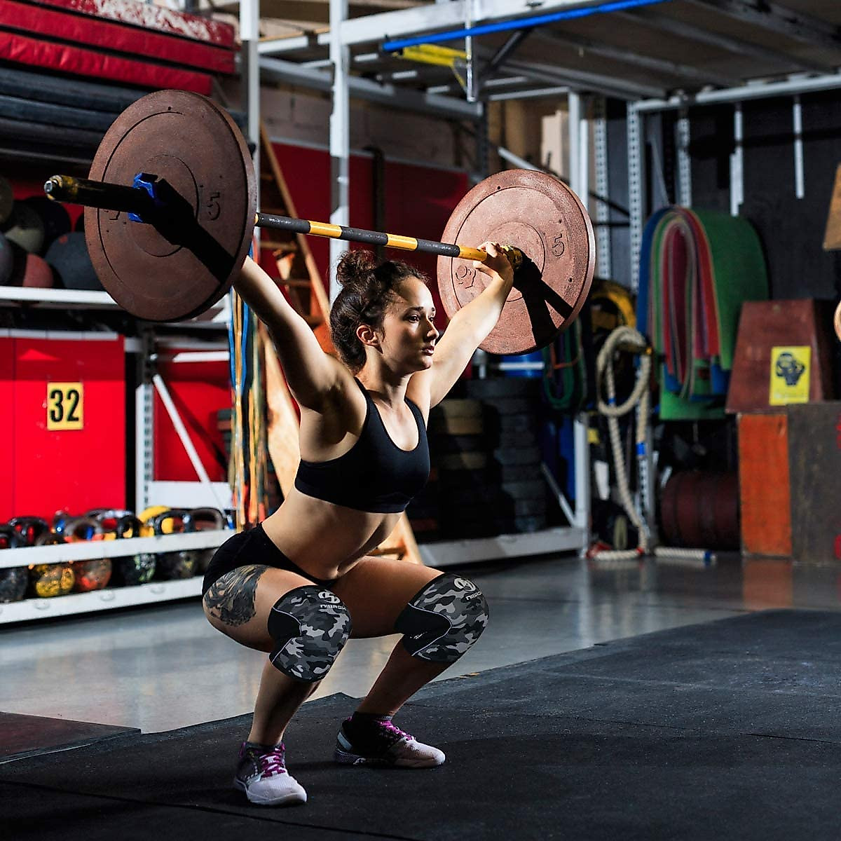 Knee Sleeves (1 Pair), 7mm Neoprene Compression Knee Braces, Great Support for Cross Training, Weightlifting, Powerlifting, Squats, Basketball and More Large