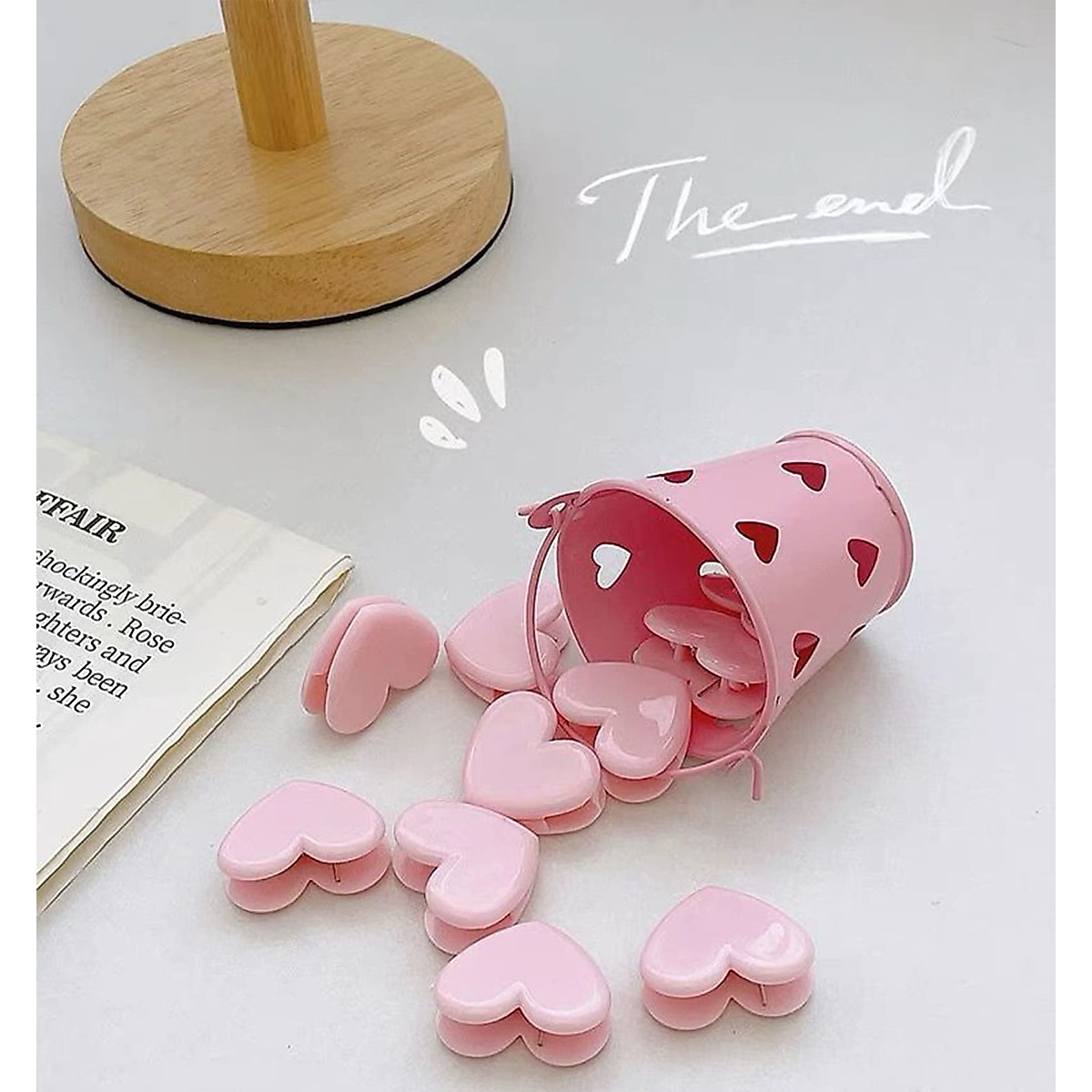 Tosnail 20 Pack Mini Metal Buckets with Handle, Small Tin Buckets for Party Favors, Candy Buffet Containers - Pink and White with Heart-Shaped Hollow