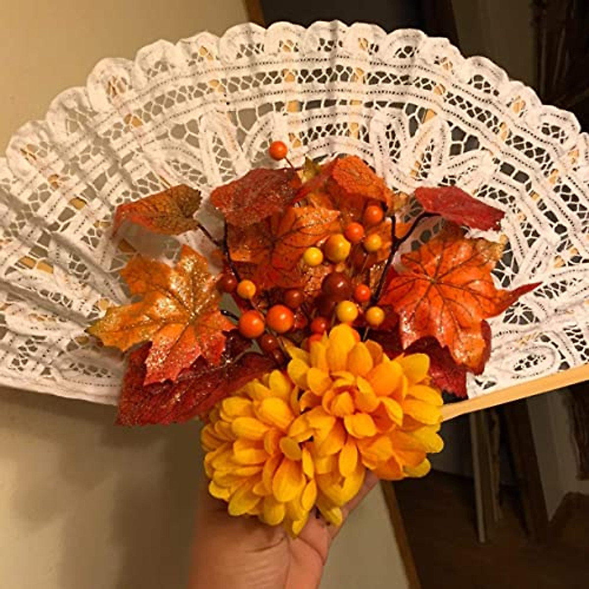 BABEYOND Cotton Lace Folding Handheld Fan Embroidered Bridal Hand Fan with Bamboo Staves for Wedding Decoration Dancing Party (Beige)