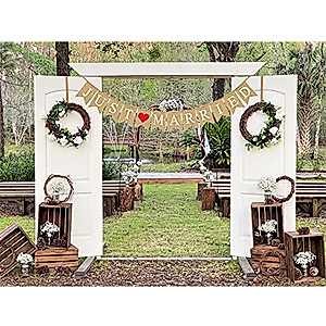 SCHOLMART Just Married Banner, Burlap Wedding Banner, Wedding Decorations, Reception Car Decoration, Bridal Shower Engagement, Photo Prop Prestrung (Just Married - Red Heart)