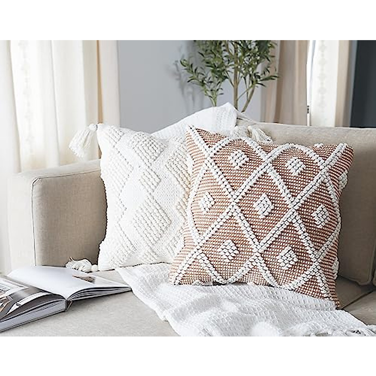 Lush Decor Lush Décor Julie Tassel Decorative Pillow Snow White Single 18X18