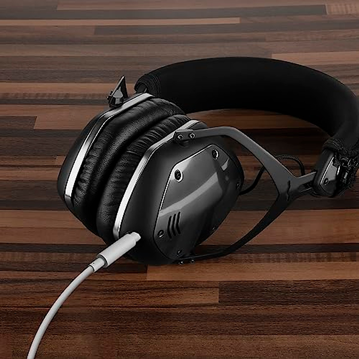 GEEKRIA Audio Cable with Mic Compatible with V-Moda Crossfade 3, LP, LP2, M-200, M-100, M-80, V-80 Cable, 3.5mm Aux Replacement Stereo Cord with Inline Microphone (4 ft / 1.2 m)