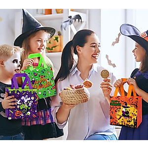 DULEFUN 8pcs Halloween Trick or Treat Bags, Halloween Tote Gift Bags with Handles Reusable Non-Woven Goodie Candy Bags for Gifts Wrapping Halloween Party Favor Supplies