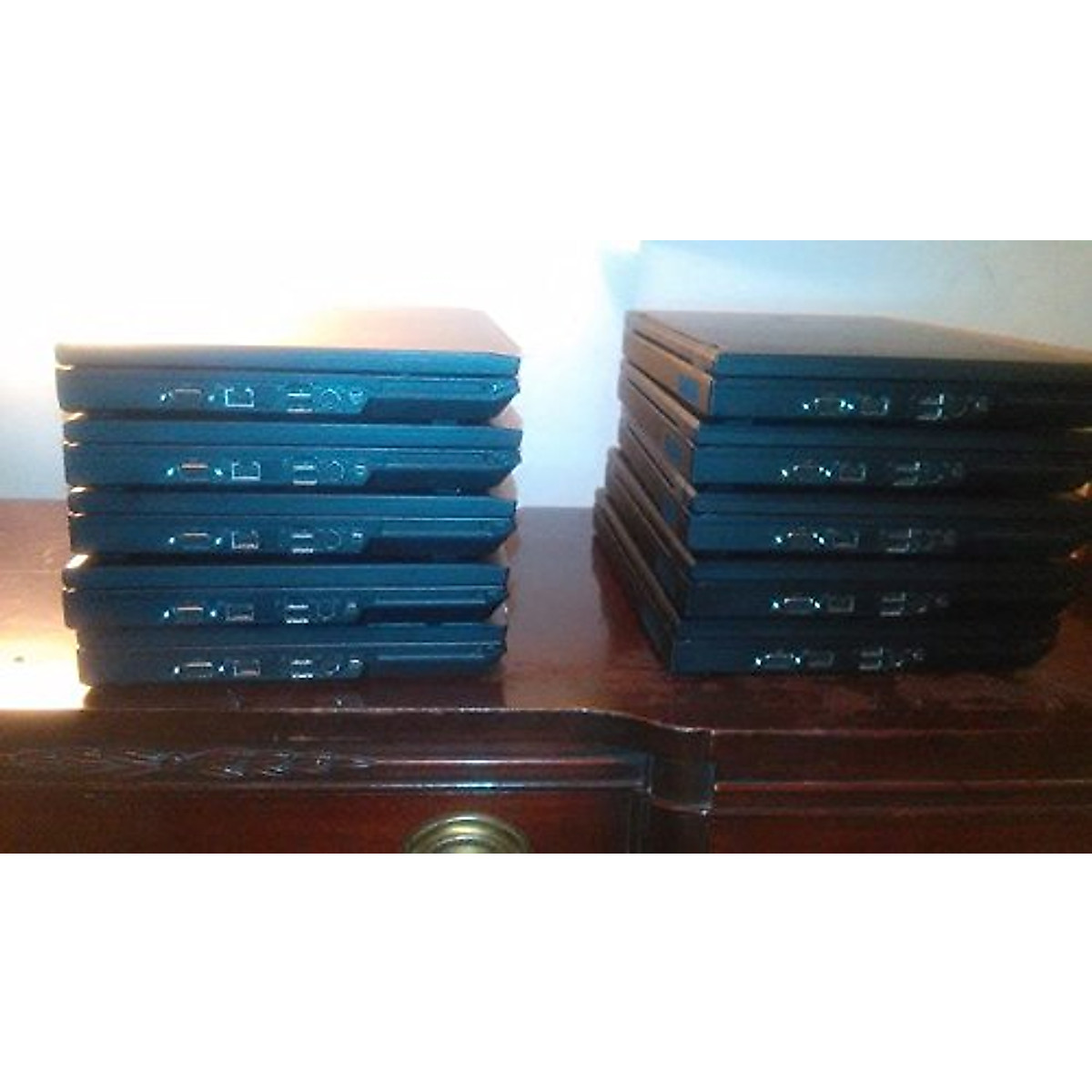 Dell Latitude E5400 Laptop - Intel 2.0ghz - 2GB DDR2 - 80GB HDD - DVD - Windows 7 Home 64bit