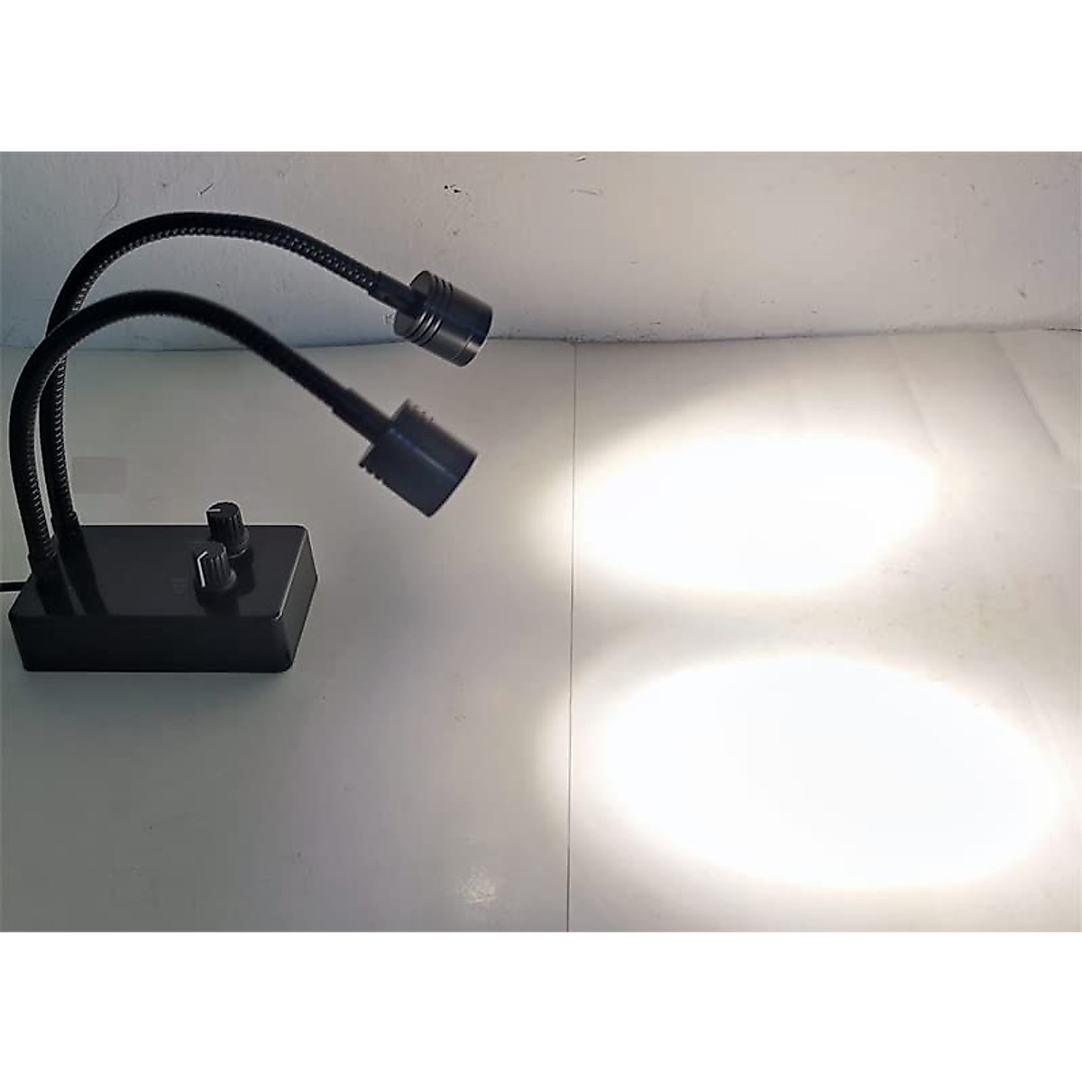 Spotlight Microscope Light Source, USB Desk Mini Spot Light Individual Domming Illuminator for Stereo Microscope Camera Industrial Video Zoom C Mount Lens for Repair Soldering PCB Lab