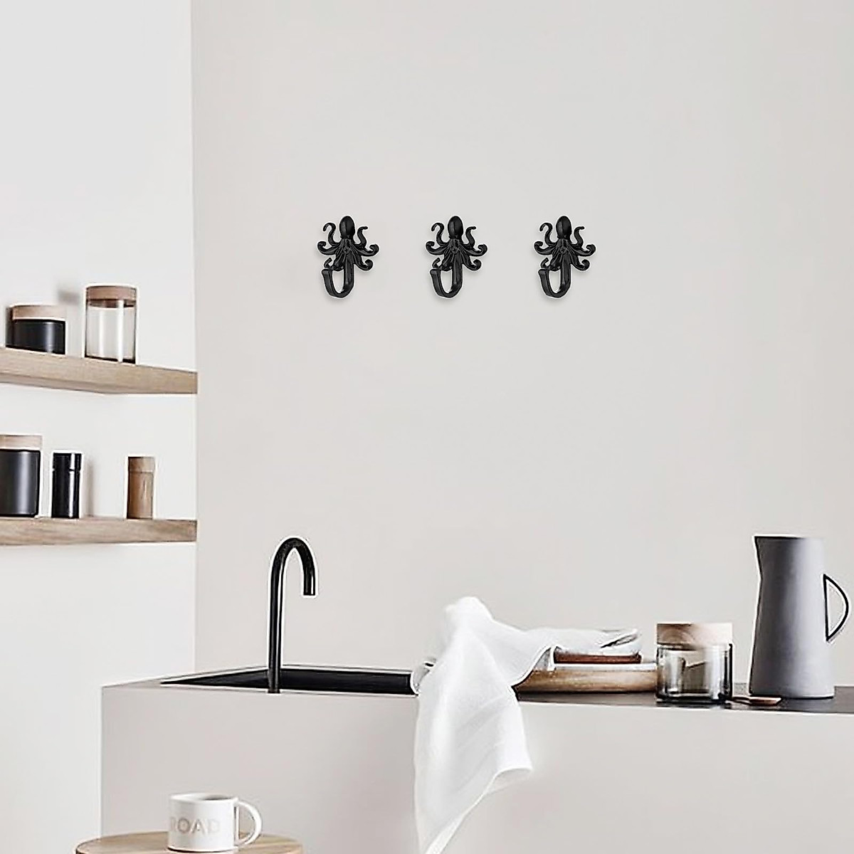 FANYUN 5 Pack Coat Hooks Wall Hooks, Octopus Decorative Wall Mounted Hooks Rustic Metal Hanger for Towel, Key Holder, Hanging Coats, Scarves, Bags, Purses, Backpacks Home Decor (Octopus)