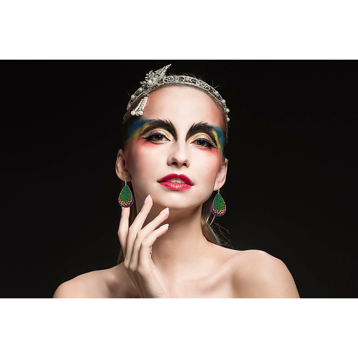 Mardi Gras Earrings for Women, Multilayer Patchwork Leather Earrings, Carnival Theme Pattern Printed Faux Leather Earrings, Mardi Gras Dangle Earrings for Holiday Mardi Gras (A)