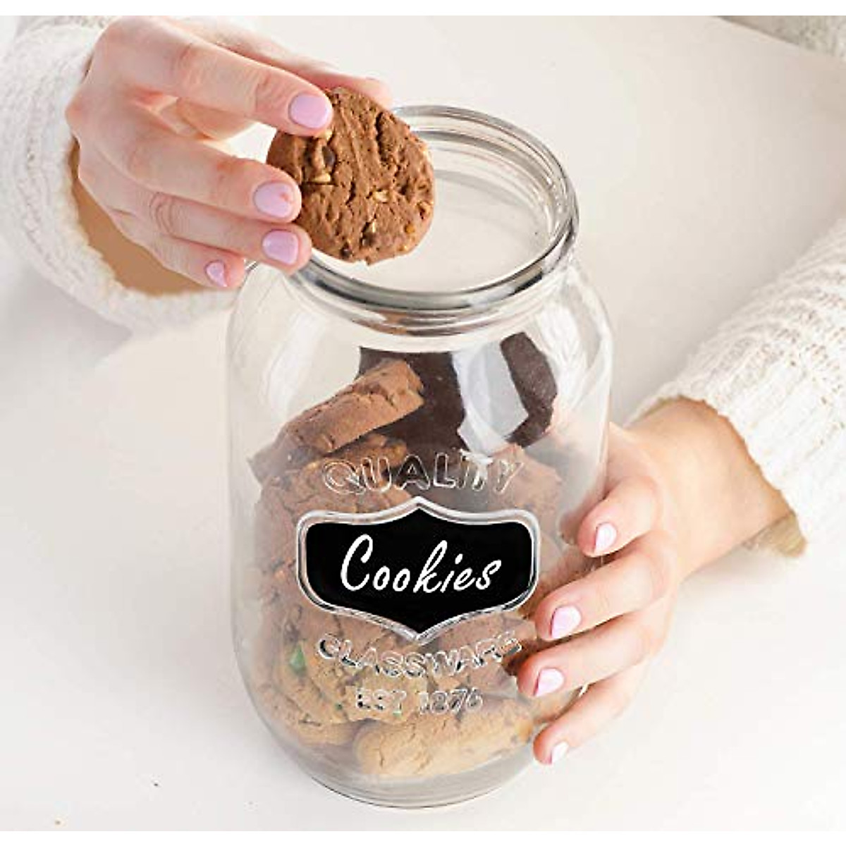 estilo Round Glass Canister Jars With Airtight Lids Ideal for Cookies, Candies, Cereal, Includes Chalkboard Labels And Chalk-1/2 Gallon (Set of 2), Clear