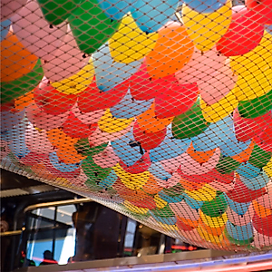 Balloon Drop Net Balloon Reusable Ceiling Release Balloon Netting for Birthday, New Year's Celebration, Graduation Party Supplies, White (27 x 7 Ft)