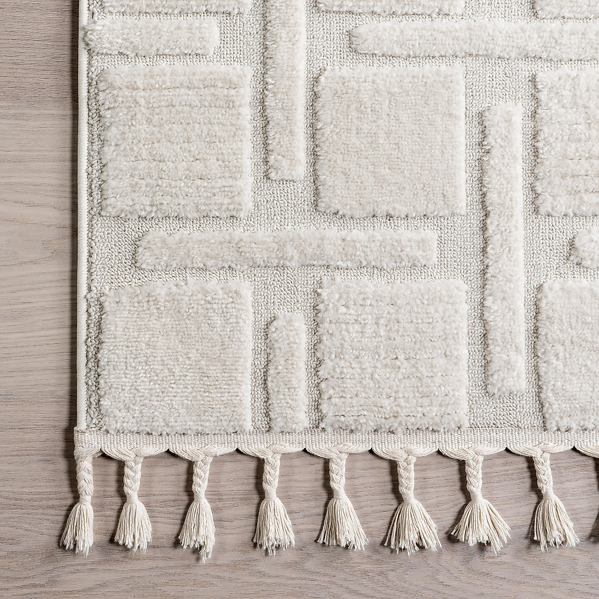 nuLOOM Alafia Geometric 7x9 Area Rug for Living Room Bedroom Dining Room Kitchen, Off White