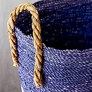 Deco 79 Seagrass Handmade Two Toned Storage Basket with Handles, Set of 3 17", 15", 13"W, Blue