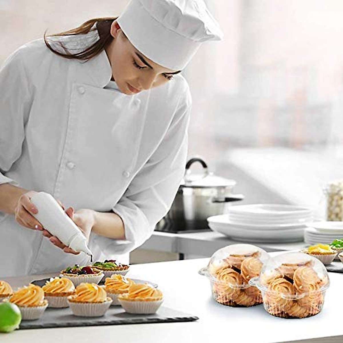 Yosoo Cupcake Containers 100Pcs Transparent PP Cups Single Muffin Cup Boxes Cakes Holder Patty Container Baking Carriers Single Cup Size 10 x 8cm / 3.94 x 3.15inch