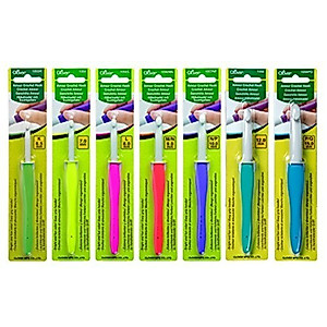 Clover Amour Crochet Hooks - Set of 7 - For Working with Thick Yarns