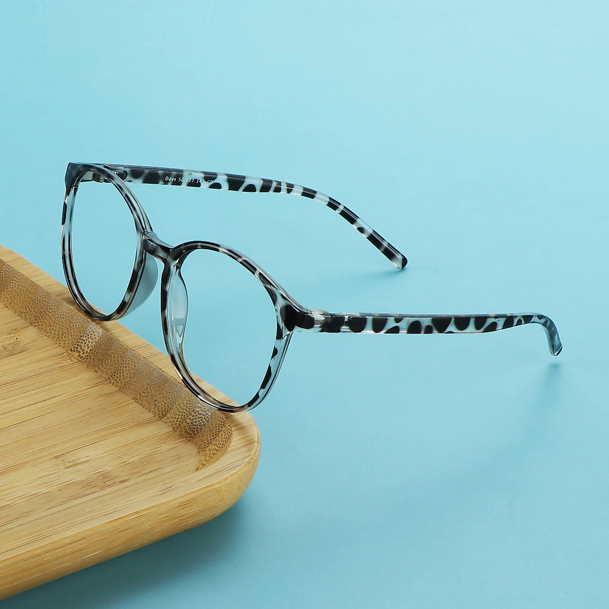 VisionGlobal Blue Light Blocking Glasses for Women/Men, Anti Eyestrain, Computer Reading, TV Glasses, Stylish Oval Frame, Anti Glare(Leopard,No Magnification)