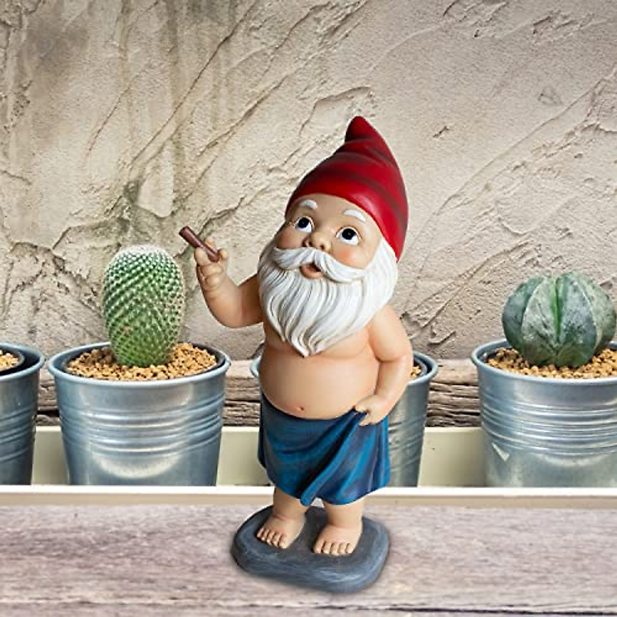 JHWKJS Garden Gnome Statue, Funny Garden Gnome Outdoor Pool Statue Decoration Indoor Outdoor Lawn Figurines for Home Patio Yard Garden Decor, Housewarming Garden Gift