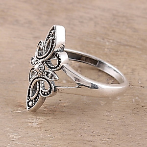 NOVICA Artisan Handmade Sterling Silver Cocktail Ring Loop Pattern from India No Stone [ring Front 0.8 in L x 0.7 in W x 0.1 in H Band Width 2 mm W] ' Majestic Loop'