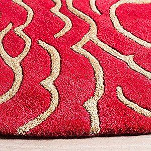 SAFAVIEH Soho Collection 8' Round Red SOH812A Handmade Premium Wool & Viscose Area Rug