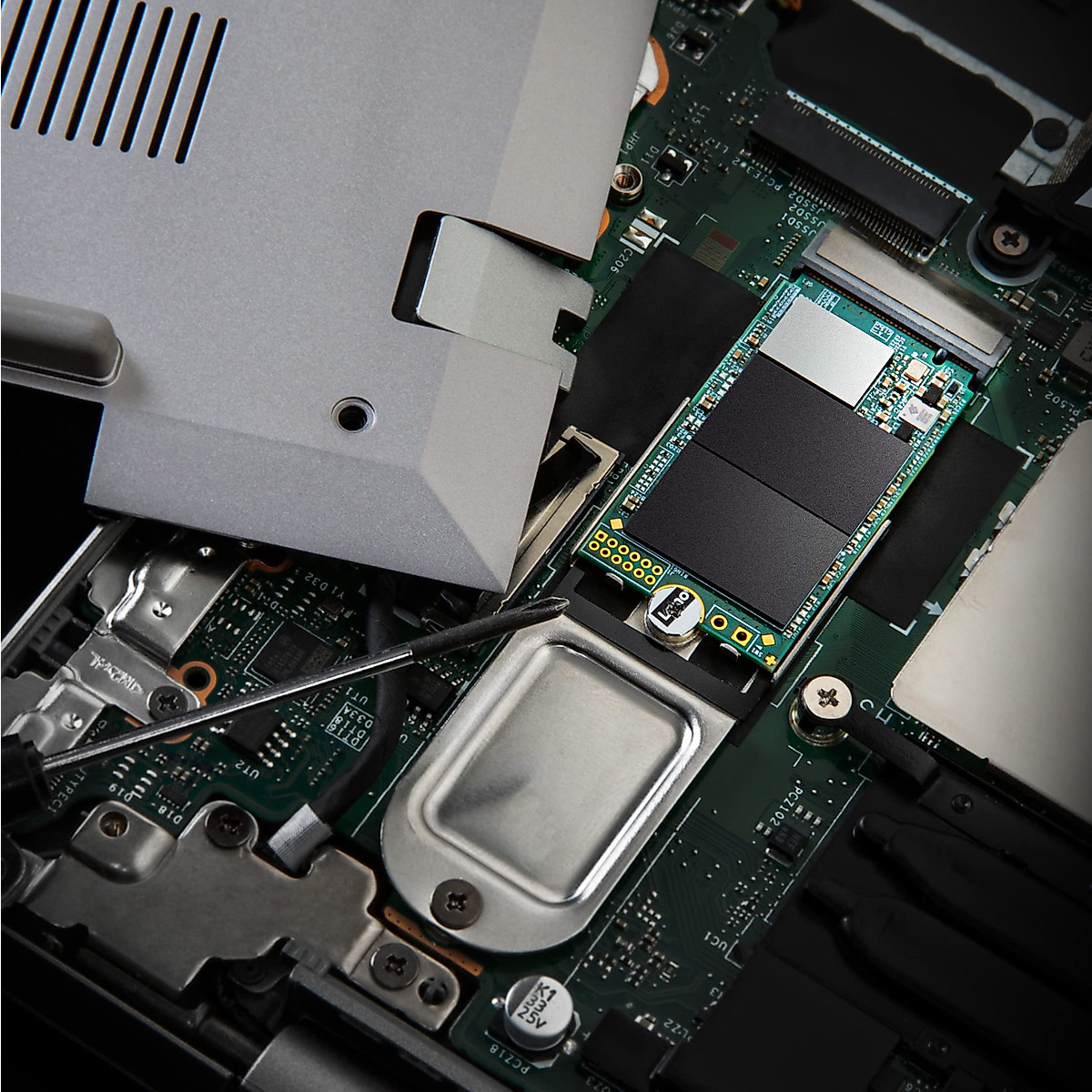 Transcend 256GB MTE400S NVMe Internal SSD - Gen3 x4 PCIe M.2 2242, Up to 2,000MB/s - TS256GMTE400S