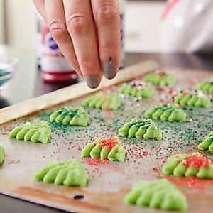 Wilton Simple Success Cookie Press, 13-Piece