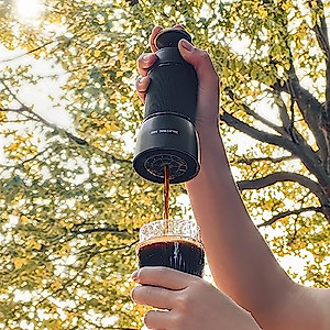 ZZUOM Protable Espresso Machine, Compatible with Ground Coffee & Nespresso Capsules, 18 Bar Pressure for Rich Crema, Manual Espresso Maker, Perfect for Travel, Camping, Hiking (Black)