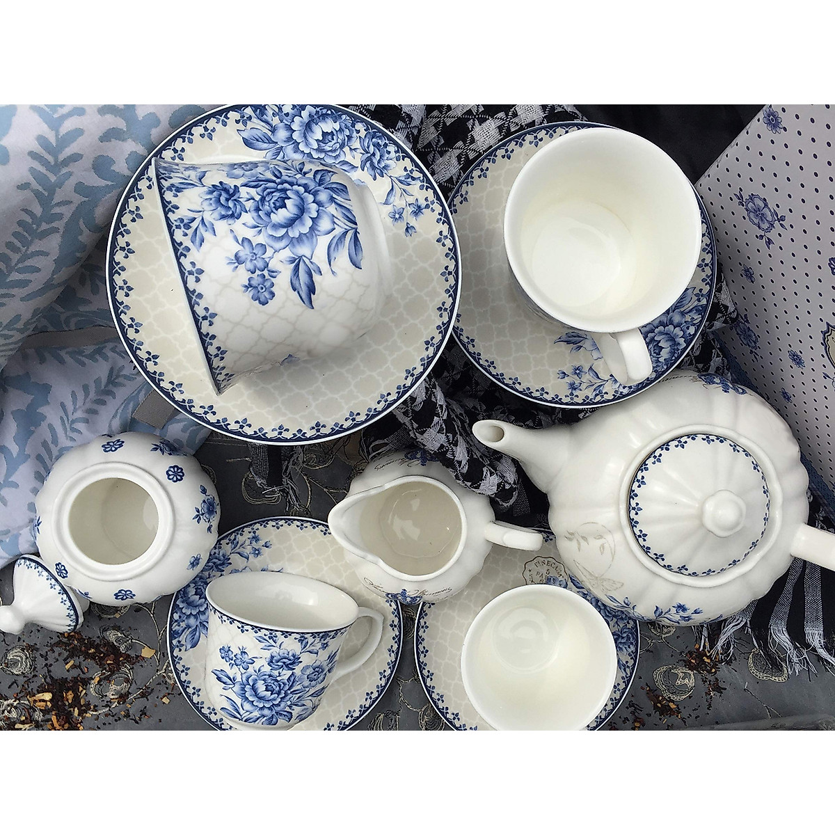 BTaT- Blue Dream Tea Set, Tea cups (8oz), Tea Pot (48oz), Creamer and Sugar Set, Gift box, China Tea Set, Tea Service, Tea Cups and Saucer Set, Tea Set for Adults, Porcelain Tea Set