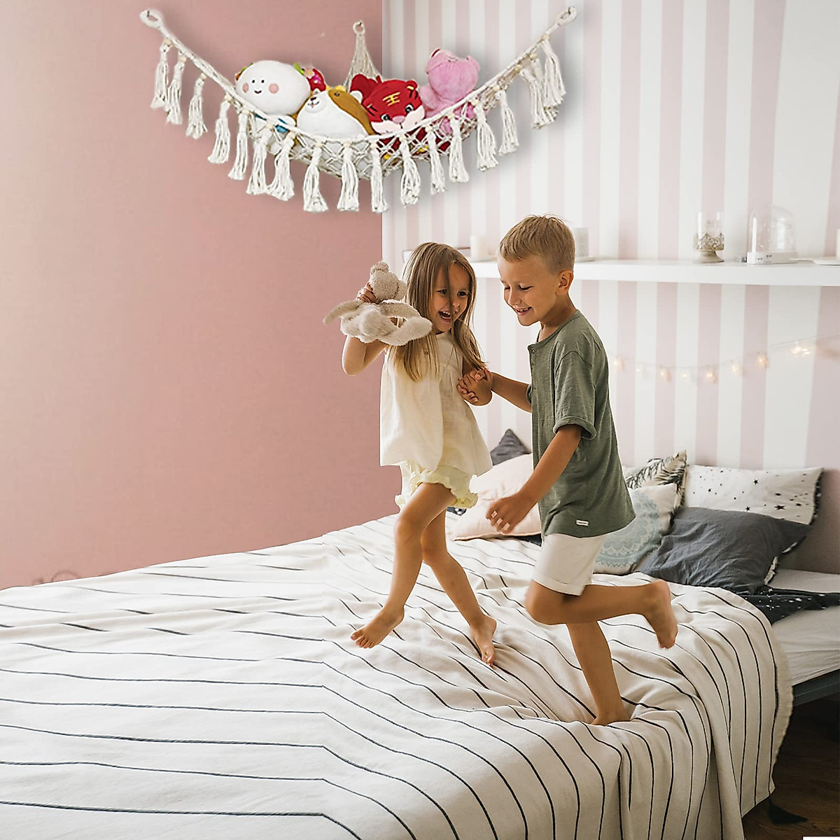 MACAJICHO Stuffed Animal Hammock, Toy Hammock Stuffed Animal Net with Macrame, Kids Toy Organizer Hanging Net for Stuffed Animals Boho Decor for Kids Room, Play Room, Bedroom