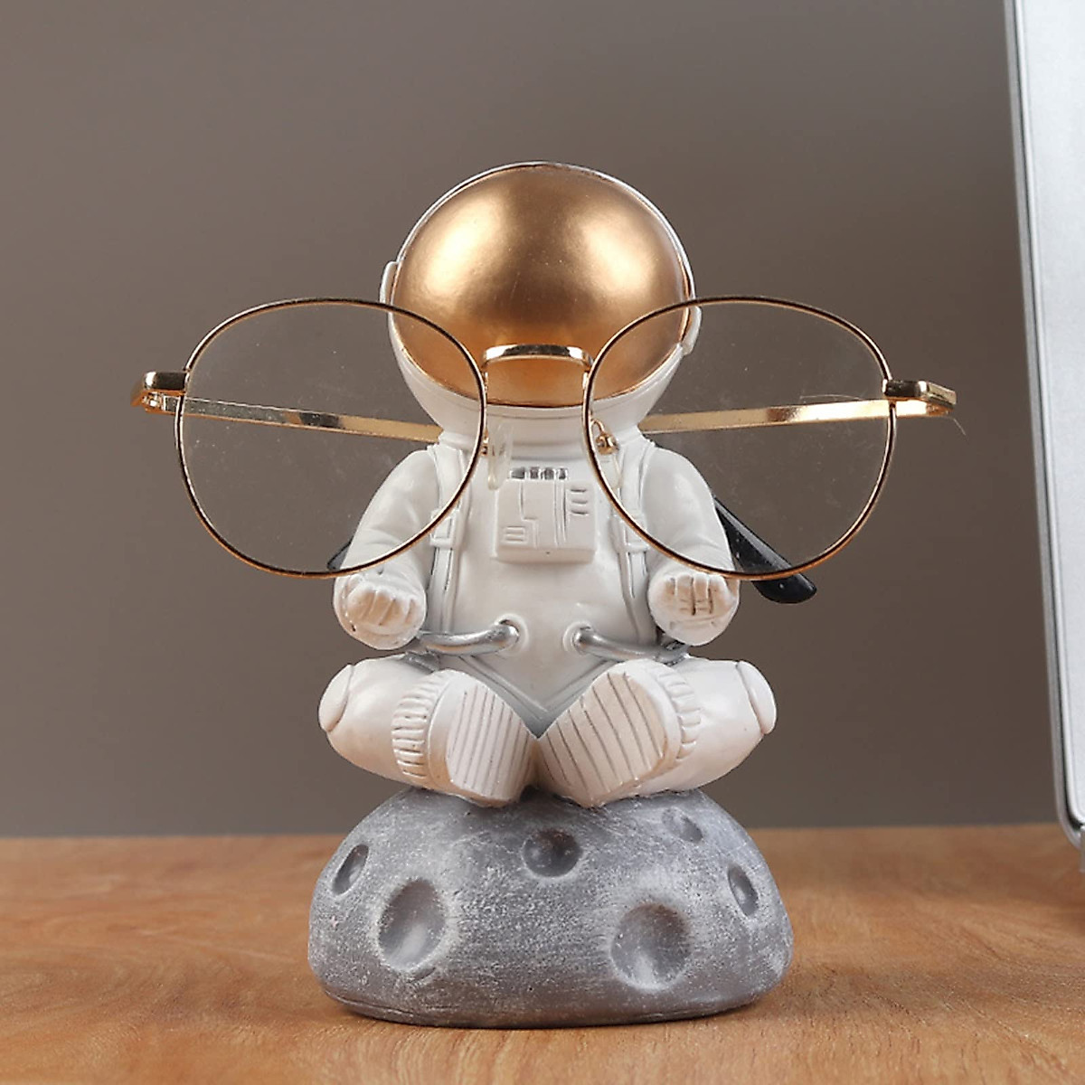 Sempoda Astronaut Glasses Holder, Resin Funny Decorative Eyeglass Holder, Creative Astronaut Glasses Holder Stand for Home Office Decoration, Astronaut Sculpture Holder for Holiday Birthday Gift