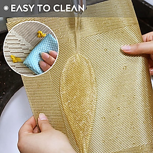Trophable Placemats Set of 6, Table Placemats Heat Resistant Woven Placemats Washable PVC Place Mats Woven Vinyl Placemats Non-Slip Stain Resistant Kitchen Table Placemats Easy to Clean (Gold)