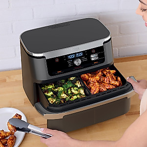 Ninja AD600CO Foodi 7-in-1 FlexBasket Air Fryer with 11-QT MegaZone & Basket Divider for Full Meals, Smart Finish Cook 2 Foods 2 Ways, Family Sized Capacity, Air Fry, Roast & More (Renewed)