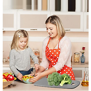 Cutting Boards for Kitchen,Plastic Cutting Board Set of 3, Thick Chopping Boards for Meat, Veggies, Fruits, with Easy Grip Handle,Dishwasher Safe (Pink, 3Pcs)