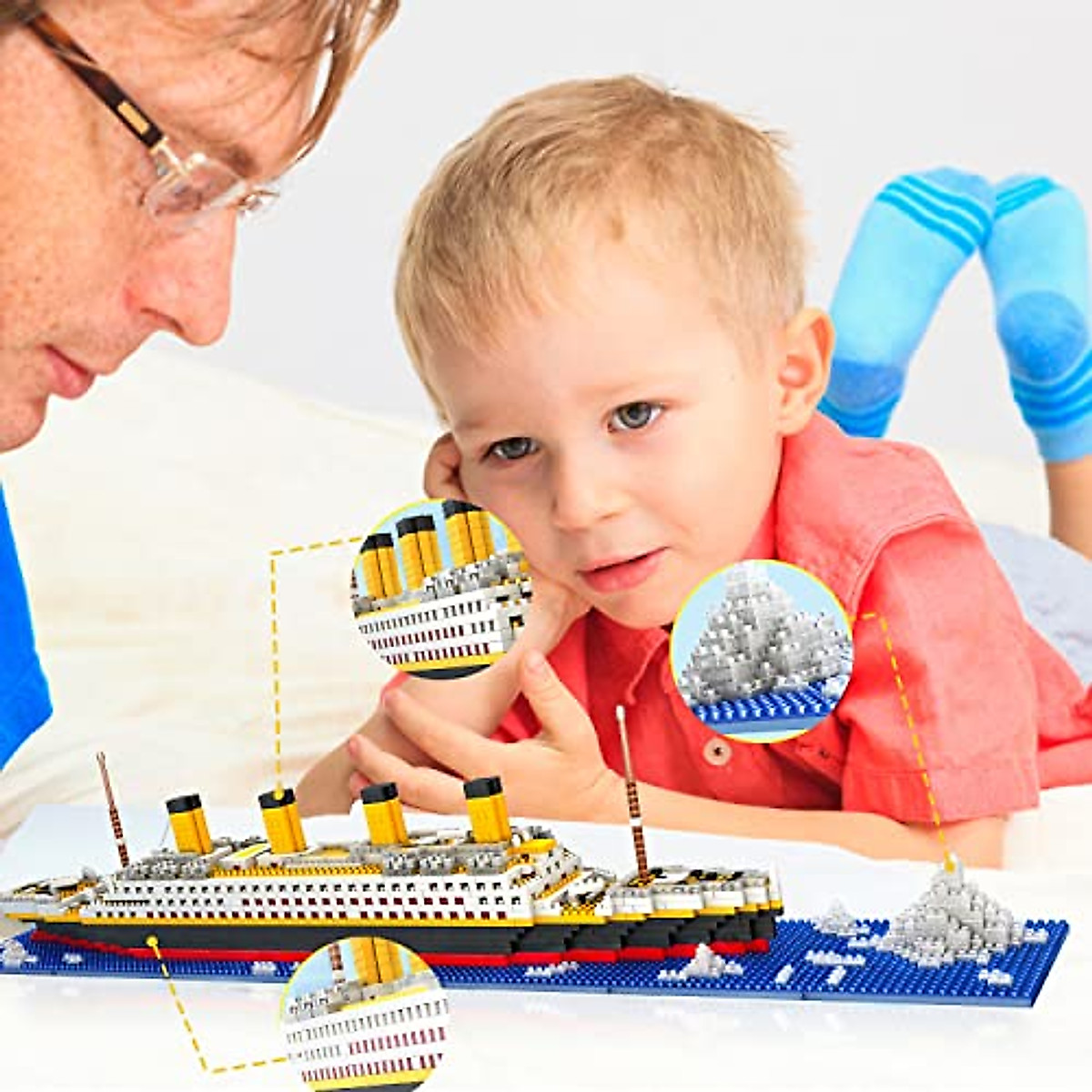 HYG Toys Titanic Micro Mini Building Blocks Set, 1860Pcs Titanic Toy Ship Model Building Bricks, 3D Puzzle Sets DIY Educational Toys Gift for Adults and Kids