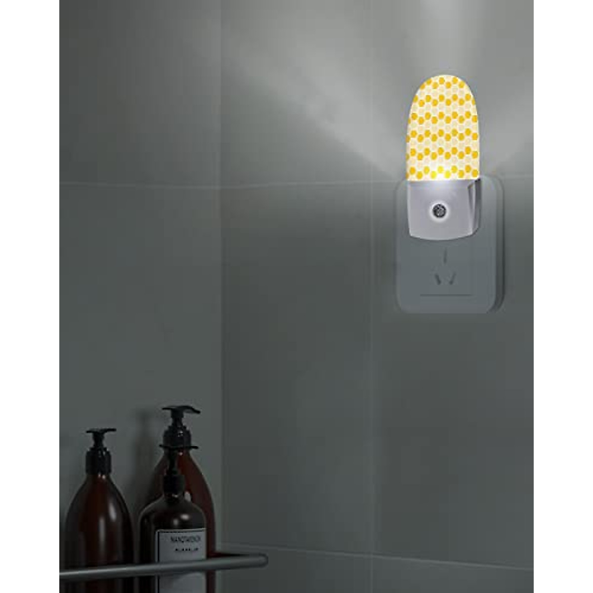 Womenfocus Night Light, Geometric Honeycomb Hexagon Yellow Night Light for Kids, Night Lights for Bedroom Decor Bathroom Decor, Night Lights Plug Into Wall, LED Light Energy Efficient Wall Lights