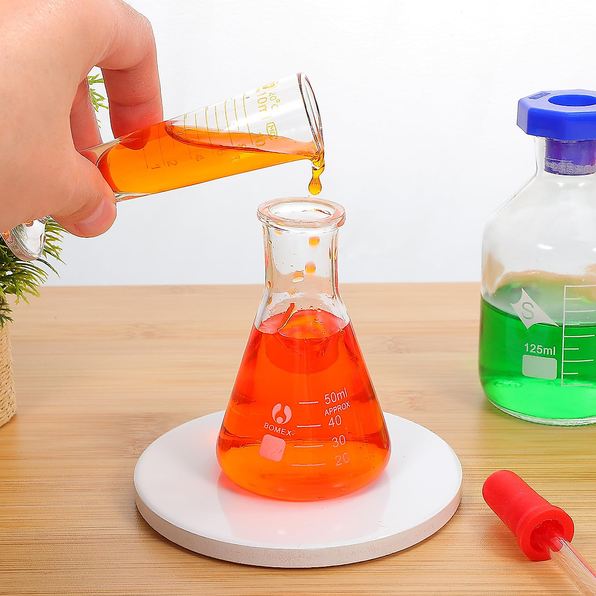 Baluue Graduated Cylinder 10mL Glass Measuring Cup With Spout Wide Mouth, Conical Beaker Liquid Dispenser Measuring Cylinder Experiment Tool for Science Teaching