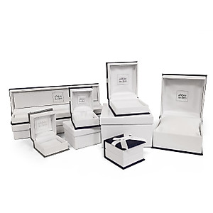 0.8 CT Moissanite Wedding Band for Women - Eternity Bands - Moissanite Wedding Rings for Women - Sterling Silver Rings - Anillo de Mujer - 3 Stone Anniversary Band - Moissanite Promise Rings (Size 5)