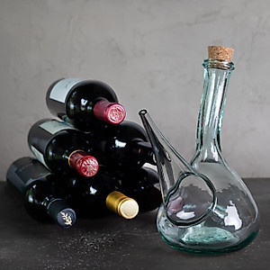 Brule Spanish Porron Wine Pitcher Decanter and Aerator, 750 mL Carafe, Elegant Glass Pourer with Bottle Stopper, Decorative Kitchen and Dining Room Glassware, Red and White Wines