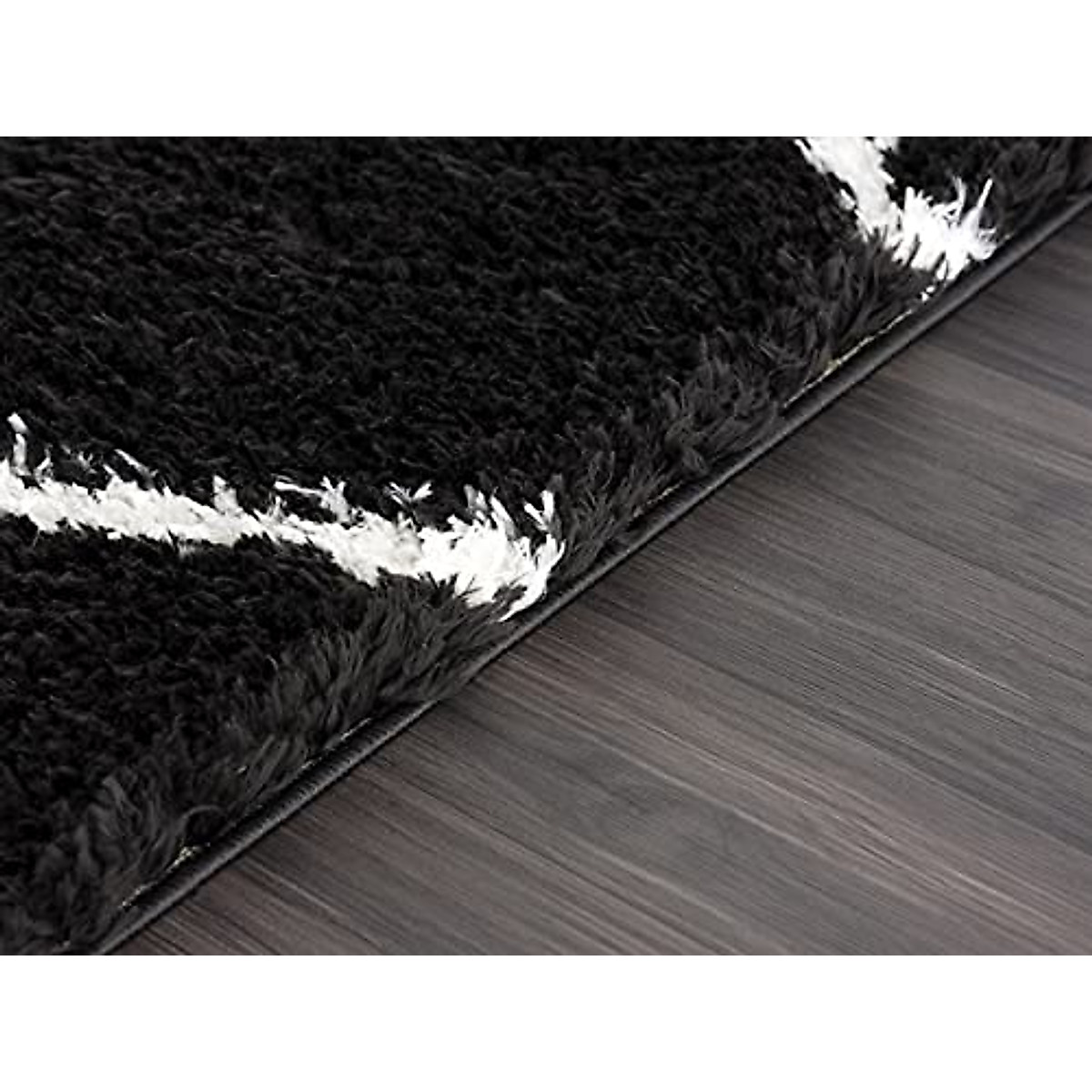 L'Baiet Allison Black White Geometric Diamond Pattern Modern Soft Shag Indoor 8' x 10' Area Rug