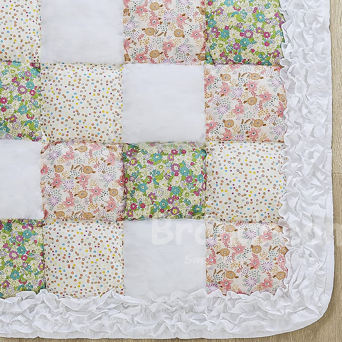 Brandream Luxury Girls Nursery Bedding Farmhouse Floral Crib Bedding Patchwork Baby Blanket Set, 4 Piece Cotton Layered Ruffle Set Pink White Green