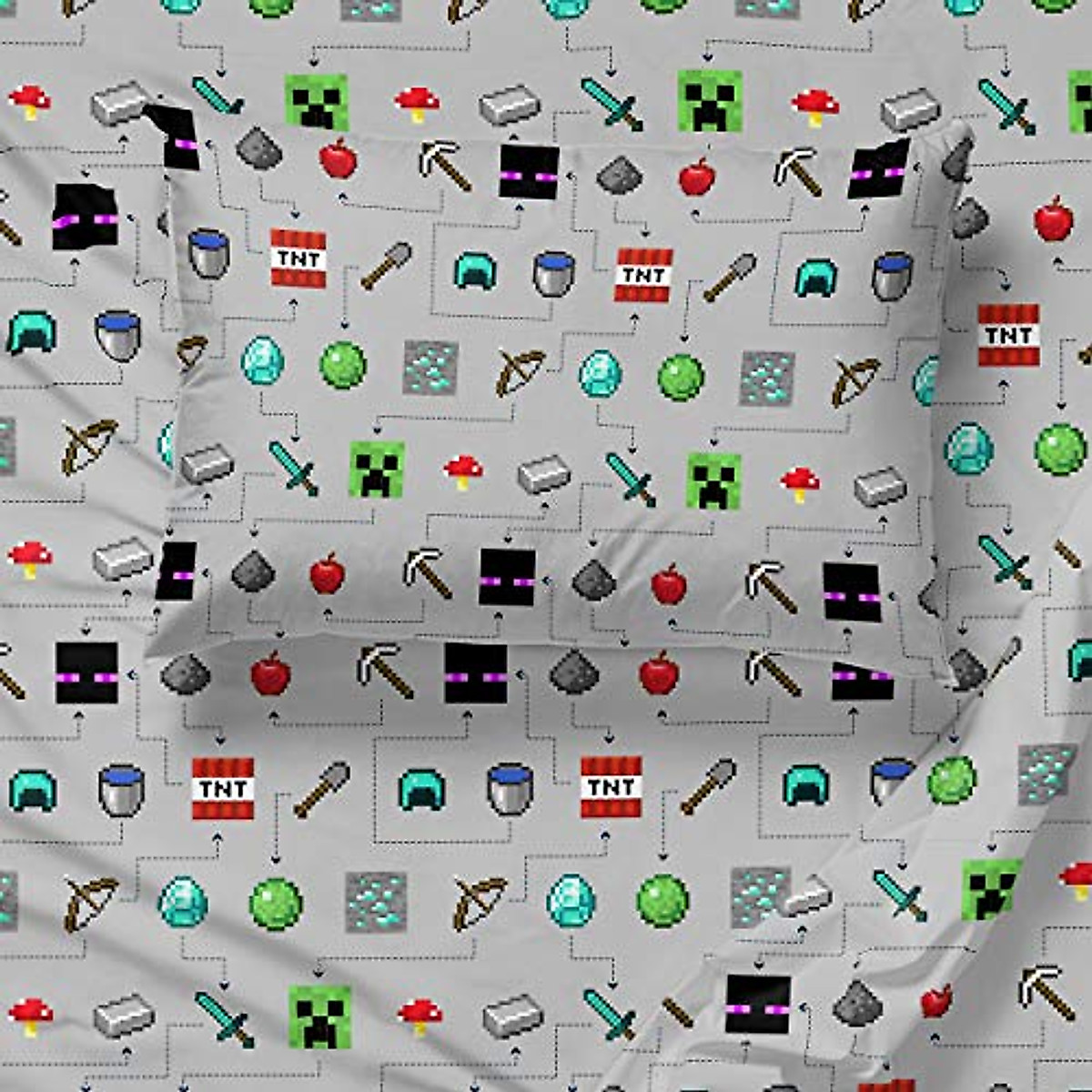 Jay Franco Minecraft Monster Hunters Twin XL Sheet Set - 3 Piece Set Super Soft and Cozy Kid’s Bedding Features Creepers - Fade Resistant Microfiber Sheets (Official Minecraft Product)