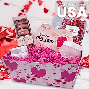 MagicWater Supply Soft & Thin Cut Crinkle Paper Shred Filler (1/2 LB) for Gift Wrapping & Basket Filling - Raspberry