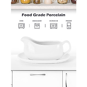 LoeJan Gravy Boat with Spoon, Ceramic Sauce Serving Dish, Easy-Pour Big Dripless Lip Spout Serveware Set For Salad Cream Milk Broth Black Pumpkin Thanksgiving (14 OZ & Tray)