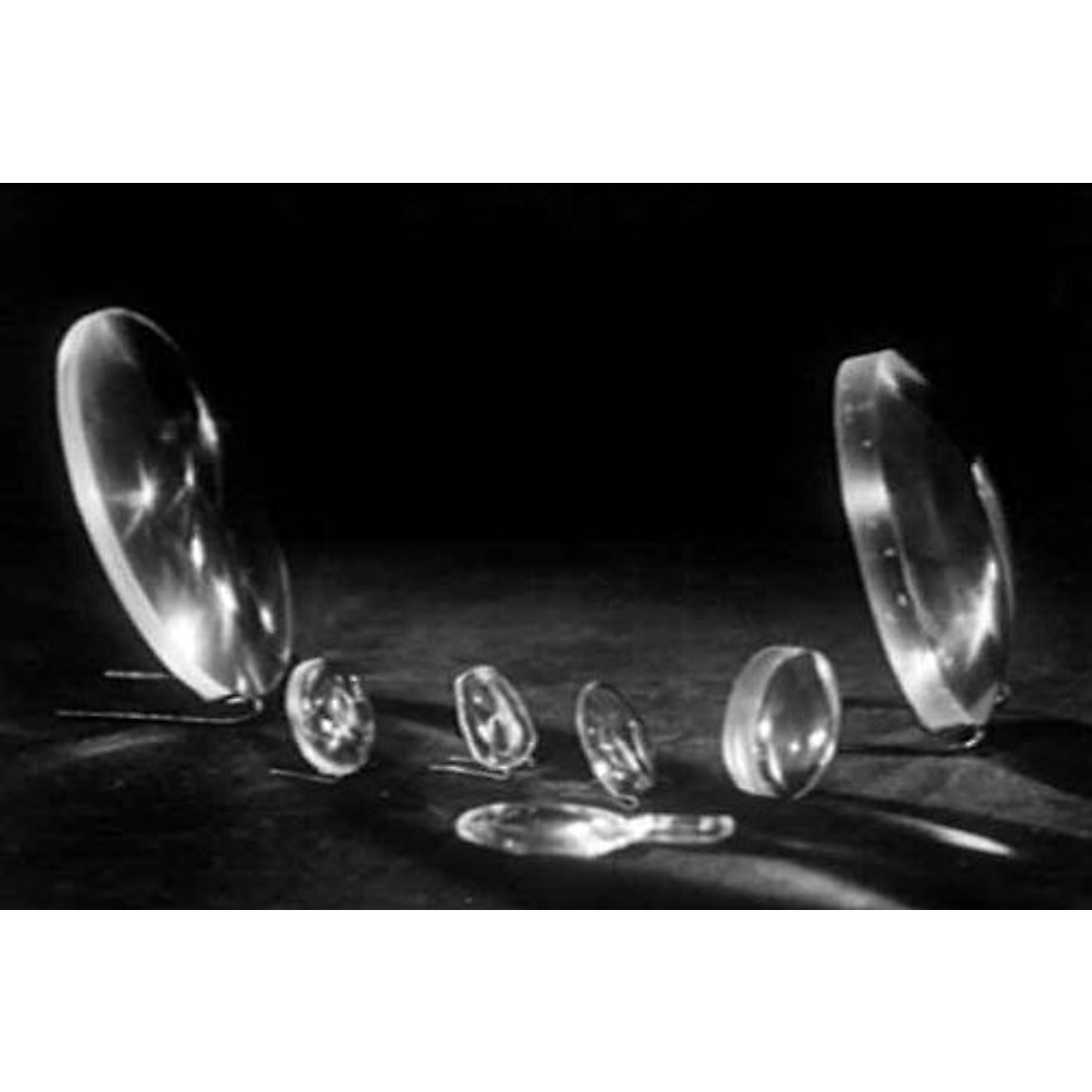 Classic Plexiglas Films DVD: 1940's Plexi Glass Propaganda History Films With Footage of Plexiglas Magazines, Windows, Furniture, Jewelry & The Making And Manufacturing Of Plexiglas.