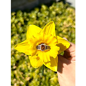 LE VIAN 14K Yellow Gold Oval Citrine & 1/2 Cttw White/Chocolate Diamond Engagement Ring (H-I & Fancy Brown Color, SI1-SI2 Clarity)- Size 7