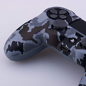 9CDeer 1 Piece of SiliconeTransfer Print Protective Cover Skin + 6 Thumb Grips & Dust Proof Plugs for PS4/Slim/Pro Controller Cartoon Skulls