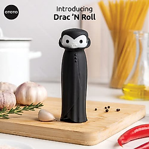 OTOTO Drac N' Roll Vampire Garlic Roller, Silicone Garlic Peeler Tube - Garlic Peeler Silicone Tube Roller for Halloween - Kitchen Gadget for Garlic, Garlic Tube, Garlic Roller Peeler, Garlic Tool