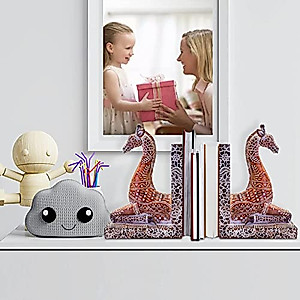 Giraffe Decorative Bookend,Giraffe Statues Bookshelves Decor, Antique Style Book Ends, Supports for Shelves and Desk,Kids Room, Home Office or Desk,a Great Gift for Kids and Adults.